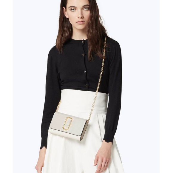 Marc Jacobs | Bags | Marc Jacobs Snapshot Chain Wallet Bag | Poshmark